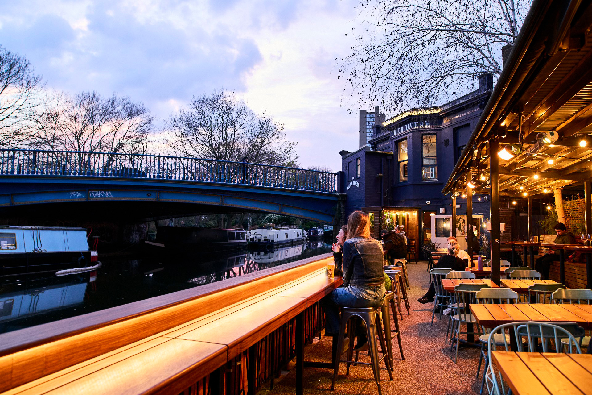 The Union Tavern - Fuller's Pub and Restaurant in Maida Vale